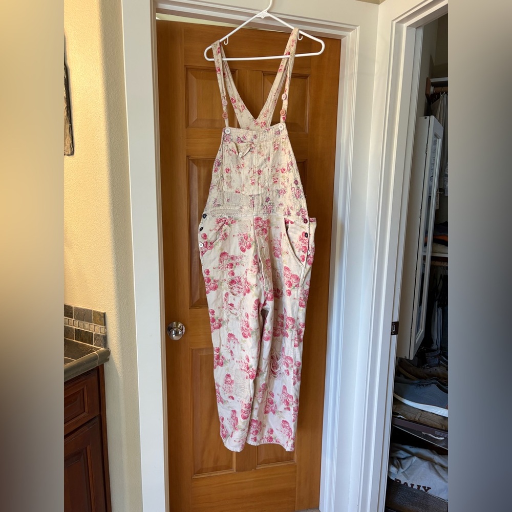 Magnolia Pearl Floral Print Love Overalls - Gem
